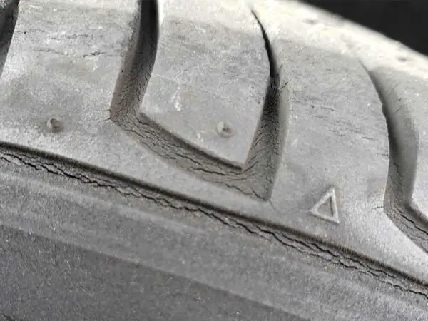 How To Tell If Tires Are Dry Rotted (Signs) | TireGrades