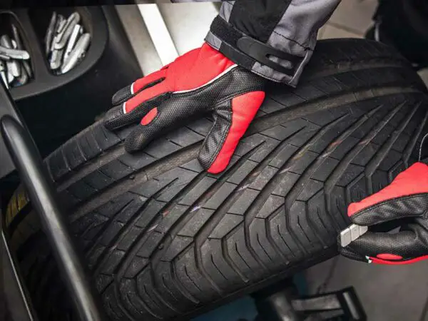 4 Types Of Wheel Balancing | TireGrades